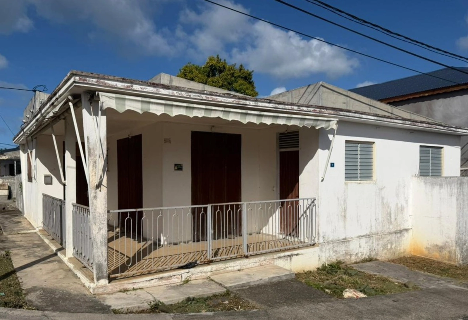 Maison à vendre BAIE MAHAULT 4 pièce(s) 99m2 199 000€