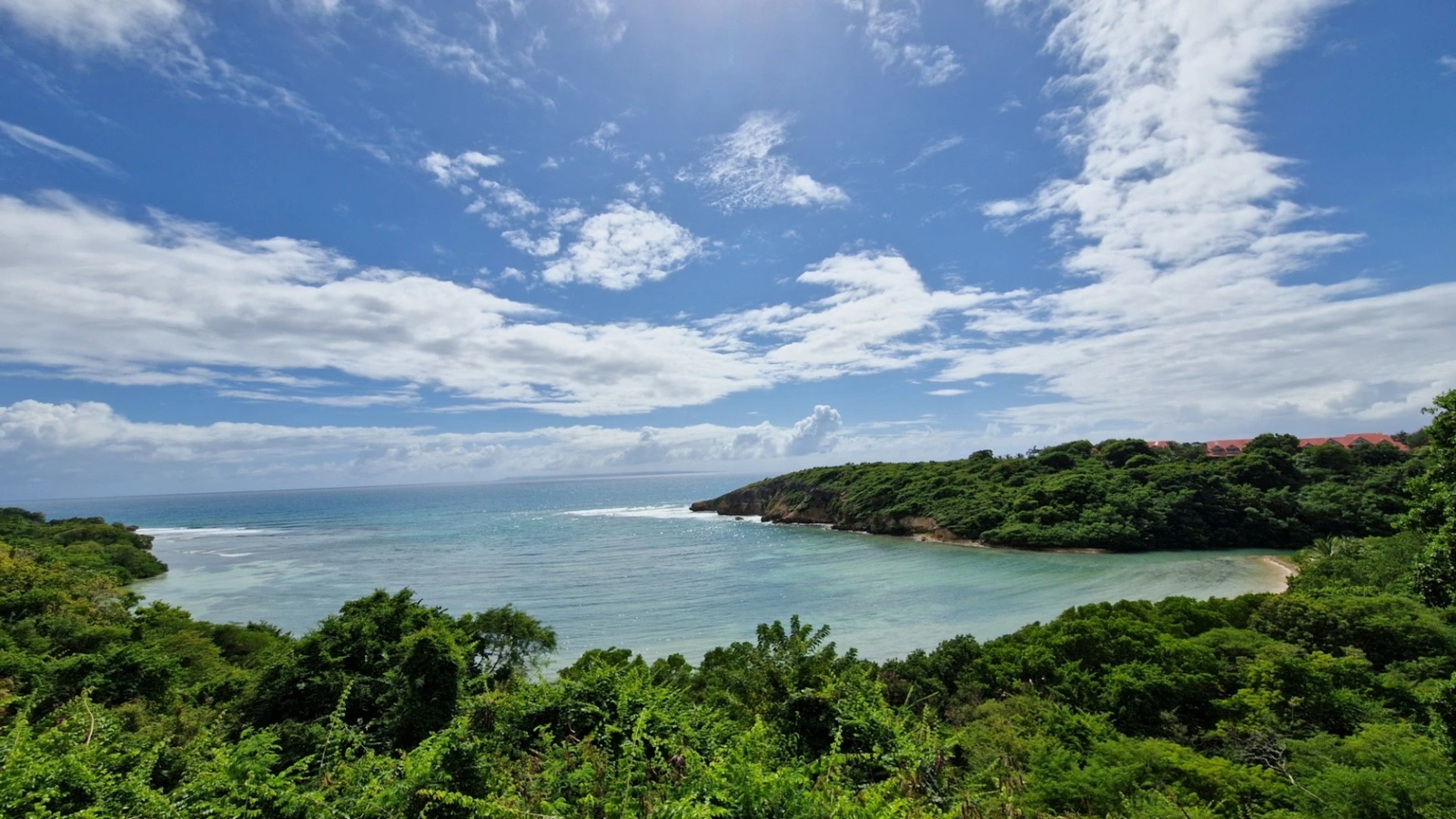 Maison à vendre SAINT FRANCOIS 8 pièce(s) 350m2 2369000€