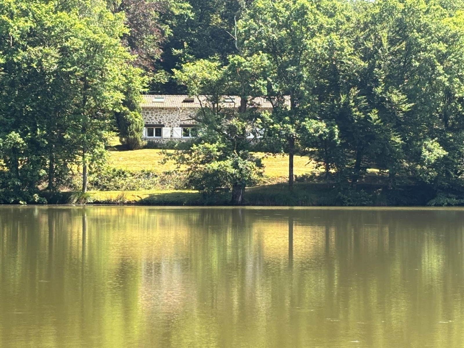 Propriété à vendre SAINT LEONARD DE NOBLAT 3 pièce(s) 80m2 321 000€